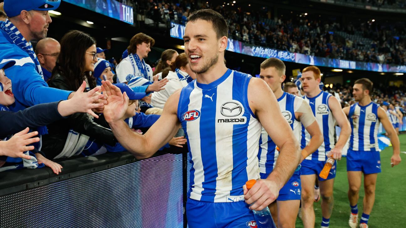 AFL: Kangaroos boost as Luke Davies-Uniacke signs long-term deal - ESPN