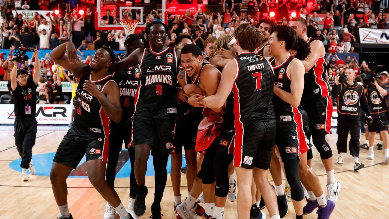 Kell, Hickey star as Hawks cap off fairytale season with NBL title - ESPN