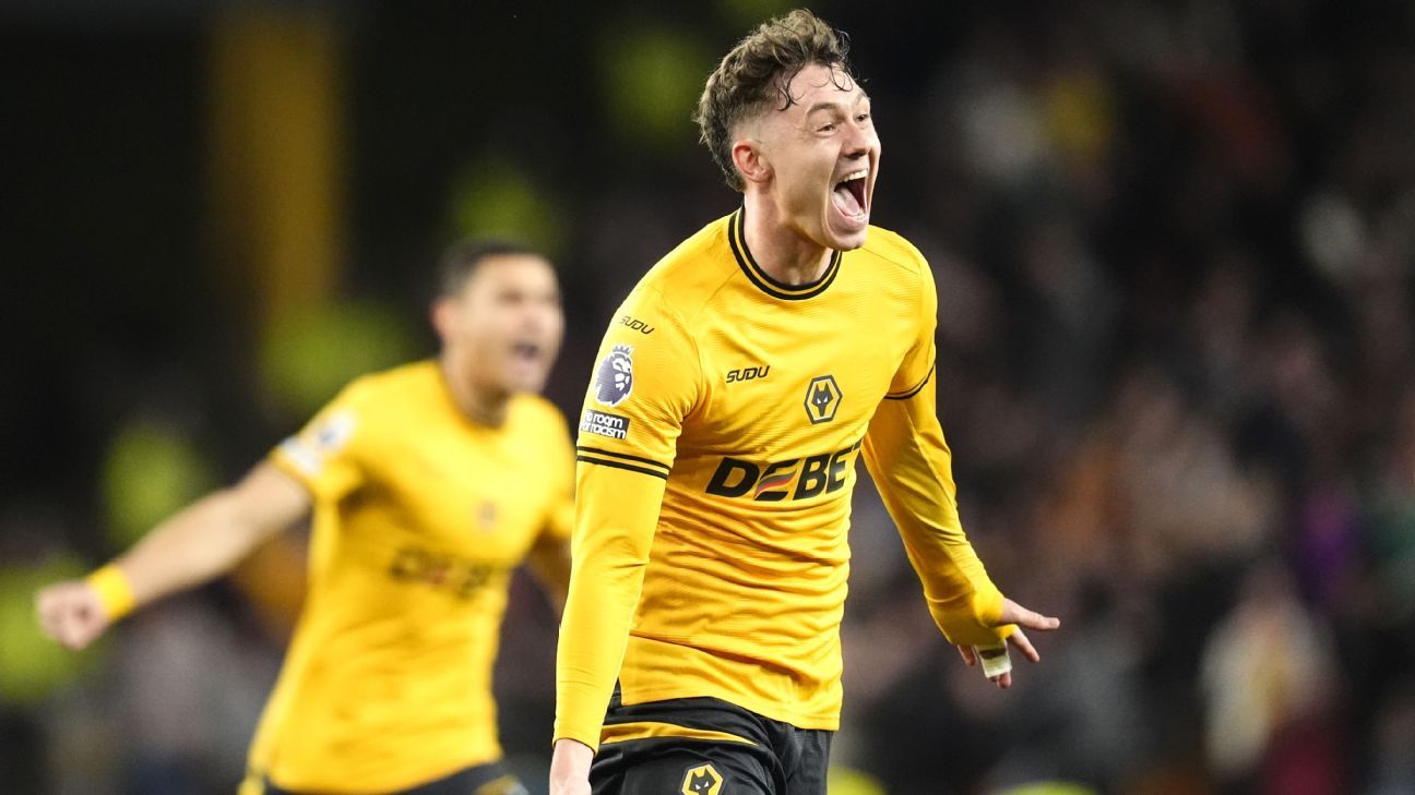 Crystal Palace announce transfer of Jørgen Strand Larsen from Wolves - ESPN