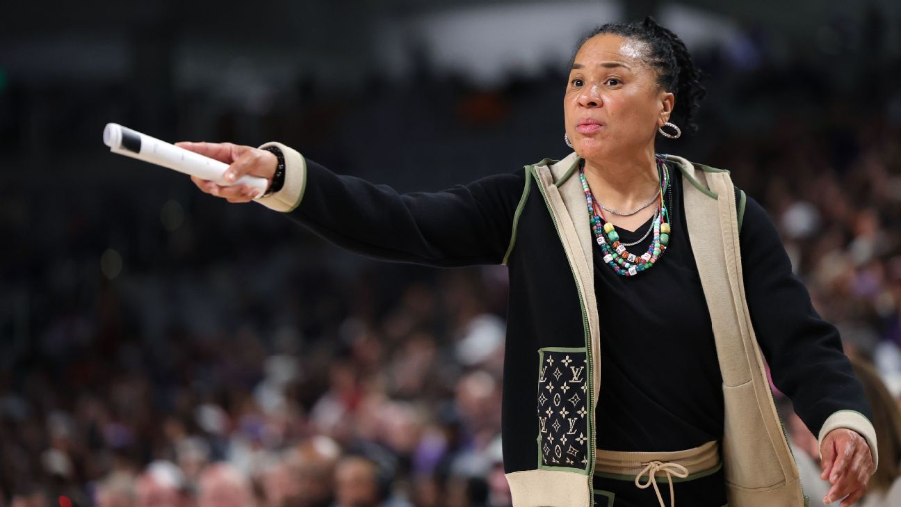 Dawn Staley on playing at HBCU: 'I think it's good on all fronts' - ESPN