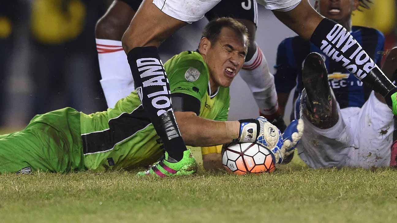 La histórica noche de Librado Azcona en el Monumental de River Plate - ESPN