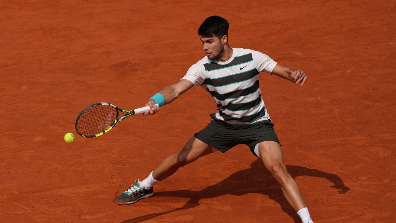 El gran gesto de deportividad de Carlos Alcaraz con Jannik Sinner en la final de Roland Garros ...