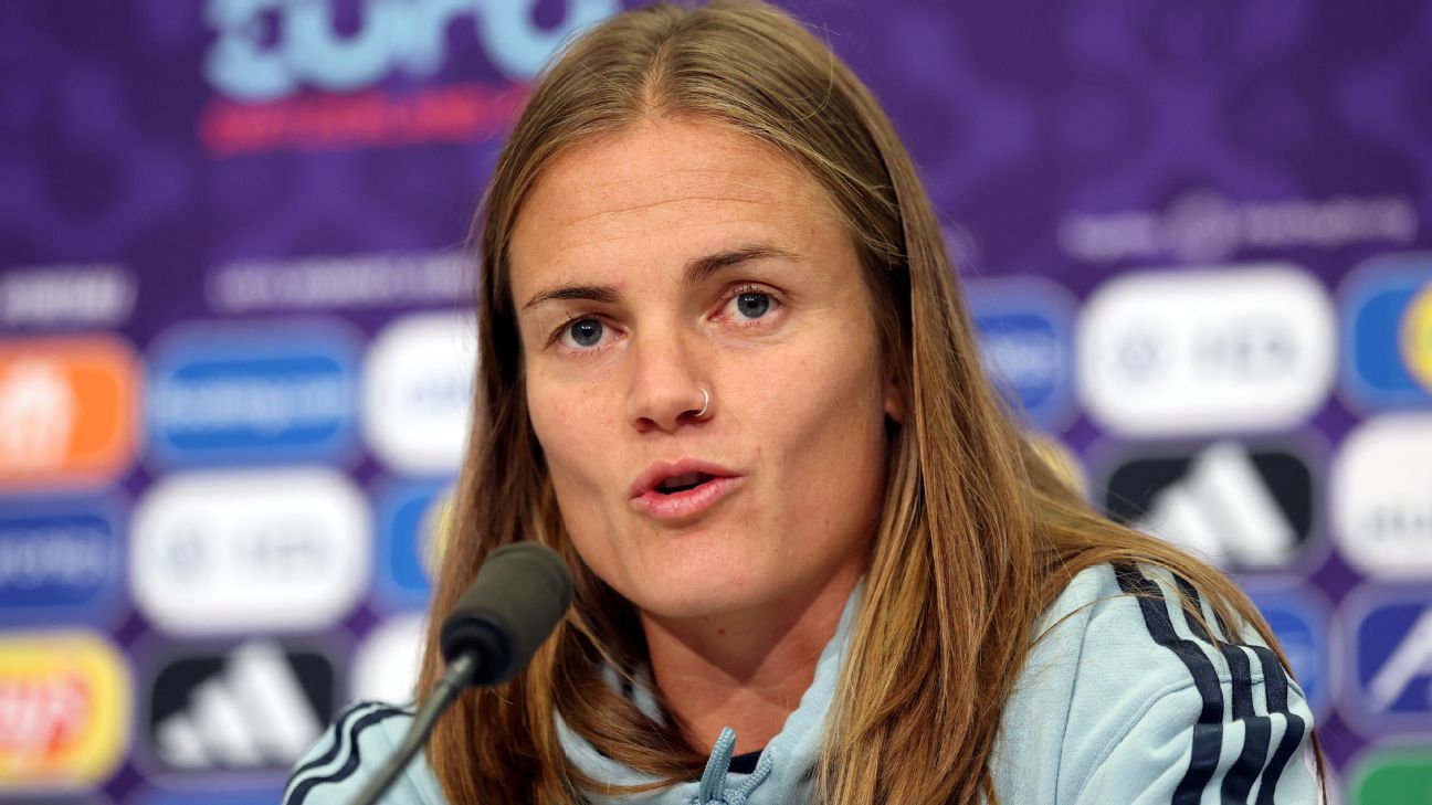 Sotwe bokep update on with the cover and over to the couch.