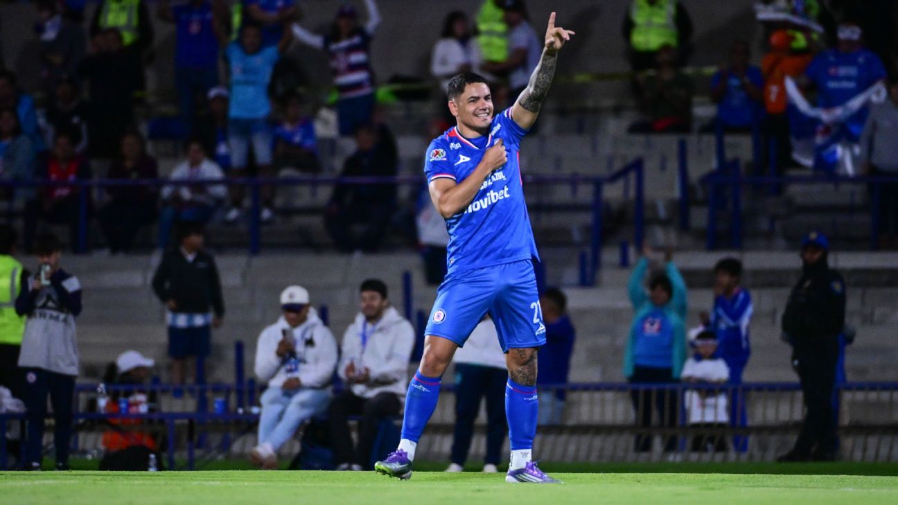 Gabriel Fernández reapareció con Cruz Azul y se vistió de héroe ante ...