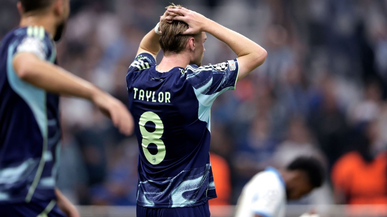 Taylor stoort zich aan kritiek op Heitinga: "Er wordt te veel op de man ...