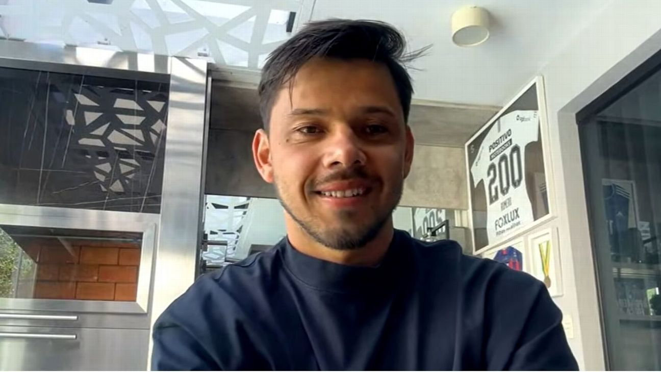 Romero é sincero sobre jogar em rival do Corinthians, responde sobre ...