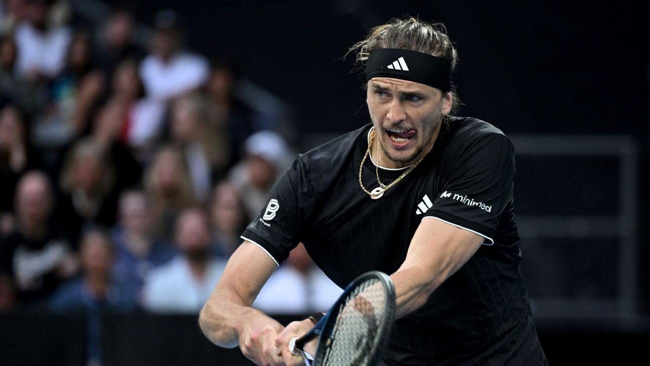 El finalista defensor Alexander Zverev se acerca a paso lento a la ...