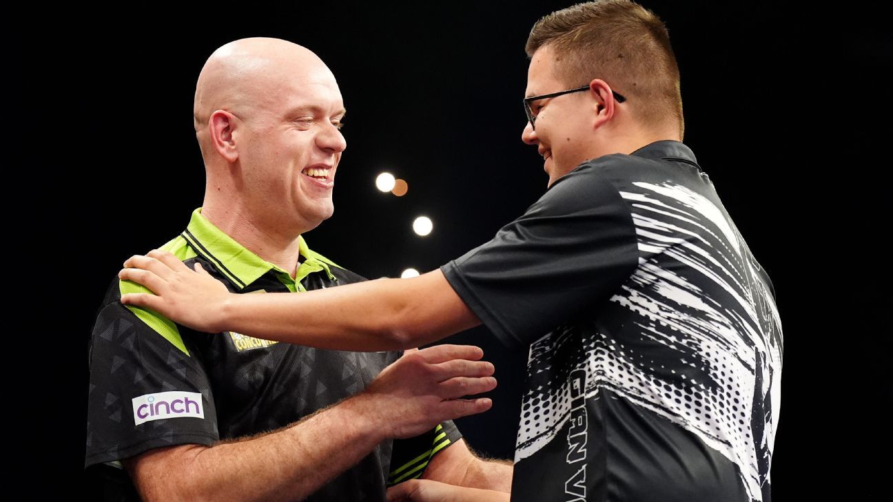 Premier League Darts: Michael van Gerwen triumphs on Night 1 after Luke ...