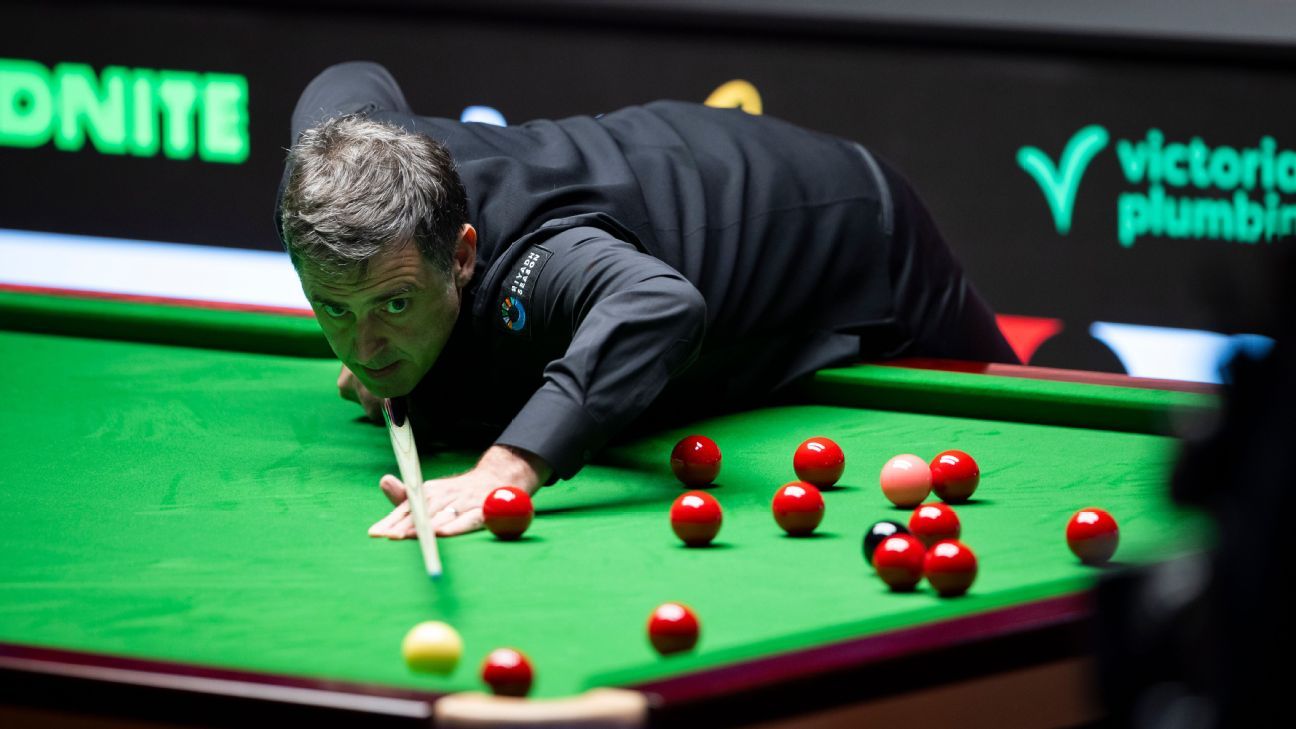 World Snooker Championship: Ronnie O'Sullivan cruises into second round ...